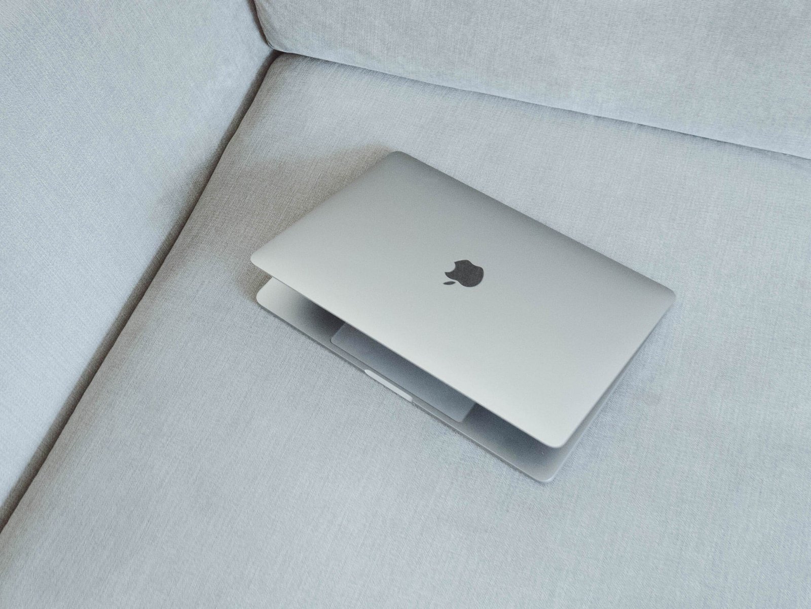 The Best Method how to Completely Reset MacBook 2026